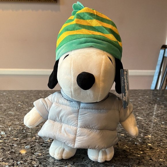Peanuts | Other | Snoopy Puffer Jacket 223 Peanuts Cvs Christmas ...
